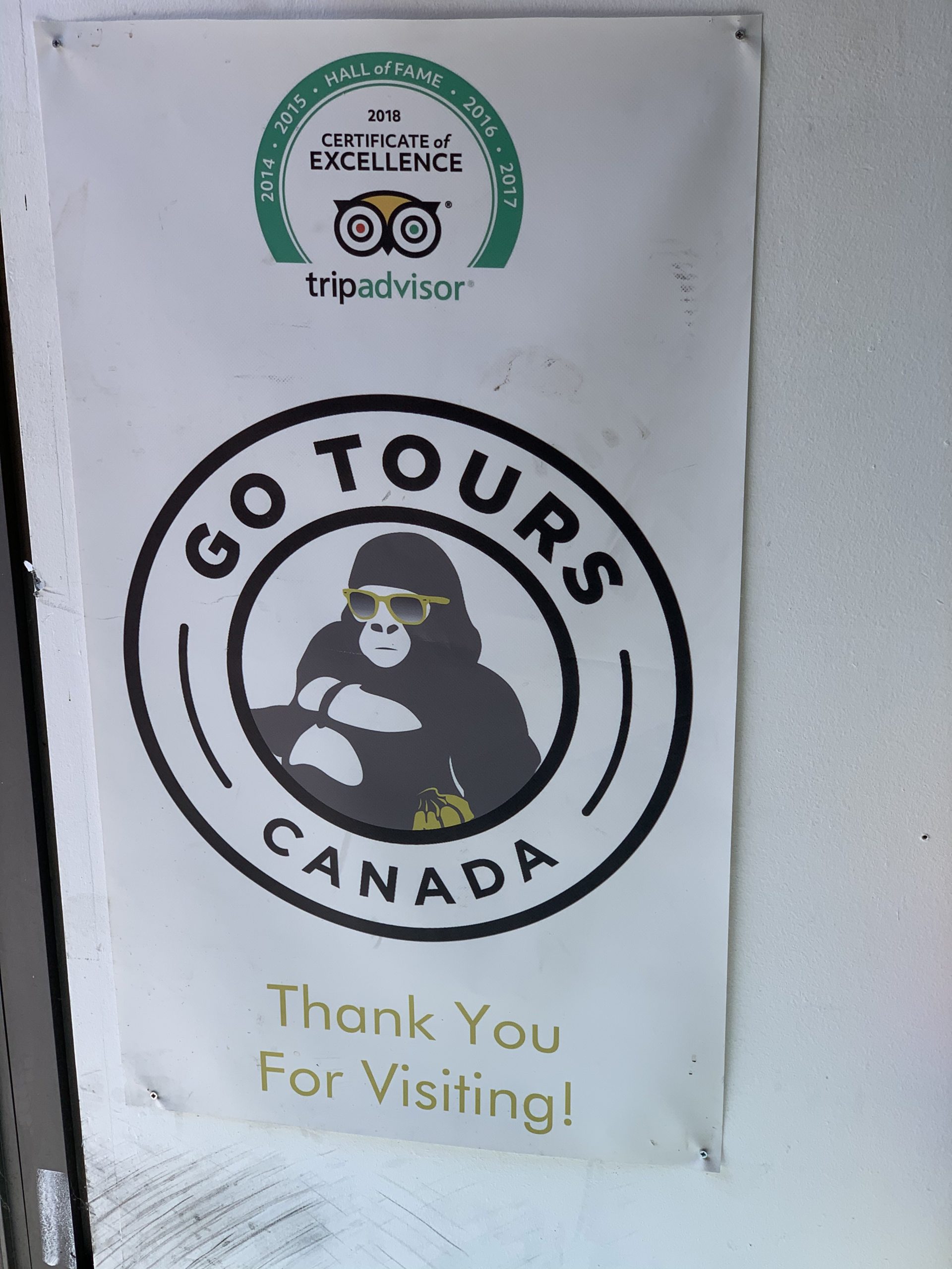 Date Day/Night Done Right with Go Tours Canada + The Haunted Walk Tour ...